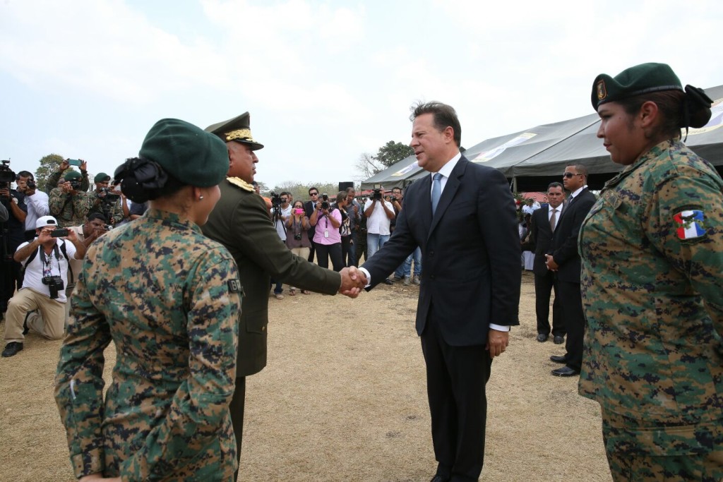 Presidente entrega mando del Senafront a Cristian Hayer, nuevo Director ...
